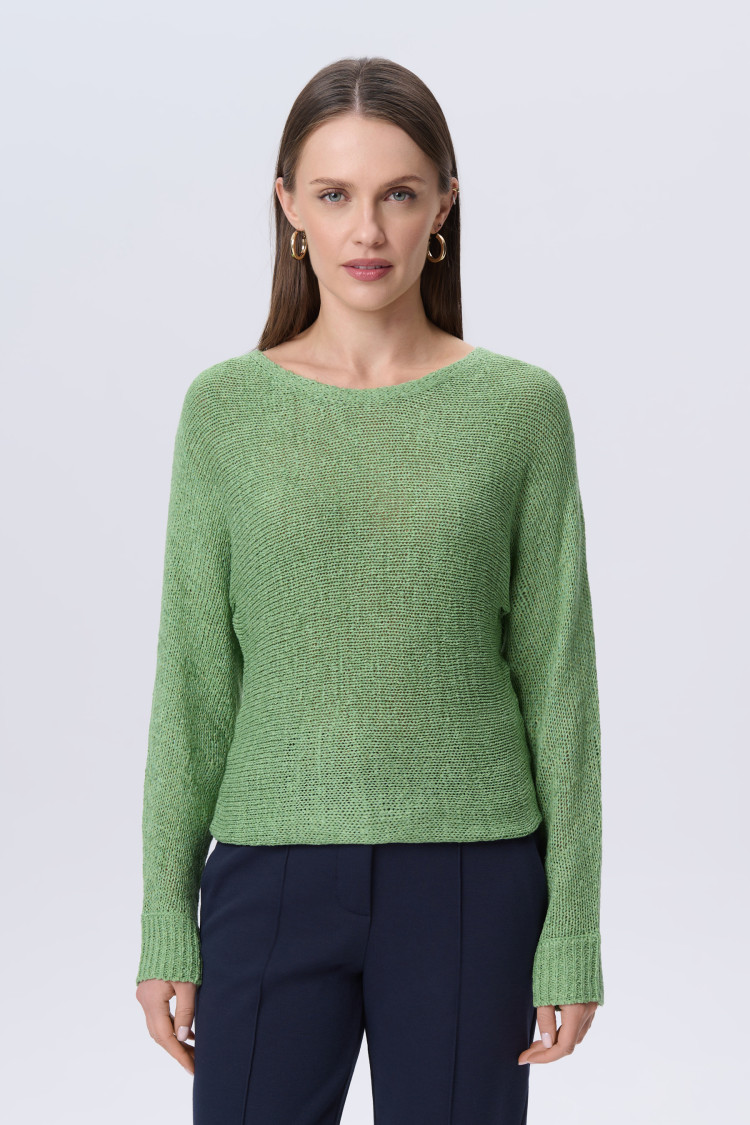 Lekki sweter w jasnozielonym kolorze
