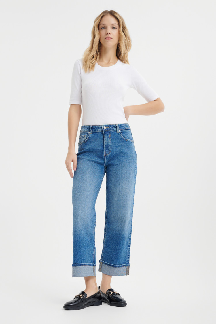 Spodnie jeansowe typu cropped