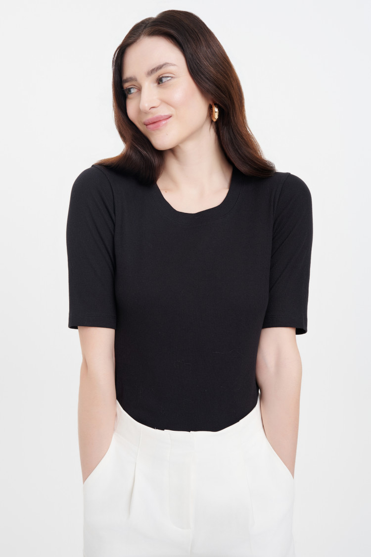 Czarny bawełniany top basic